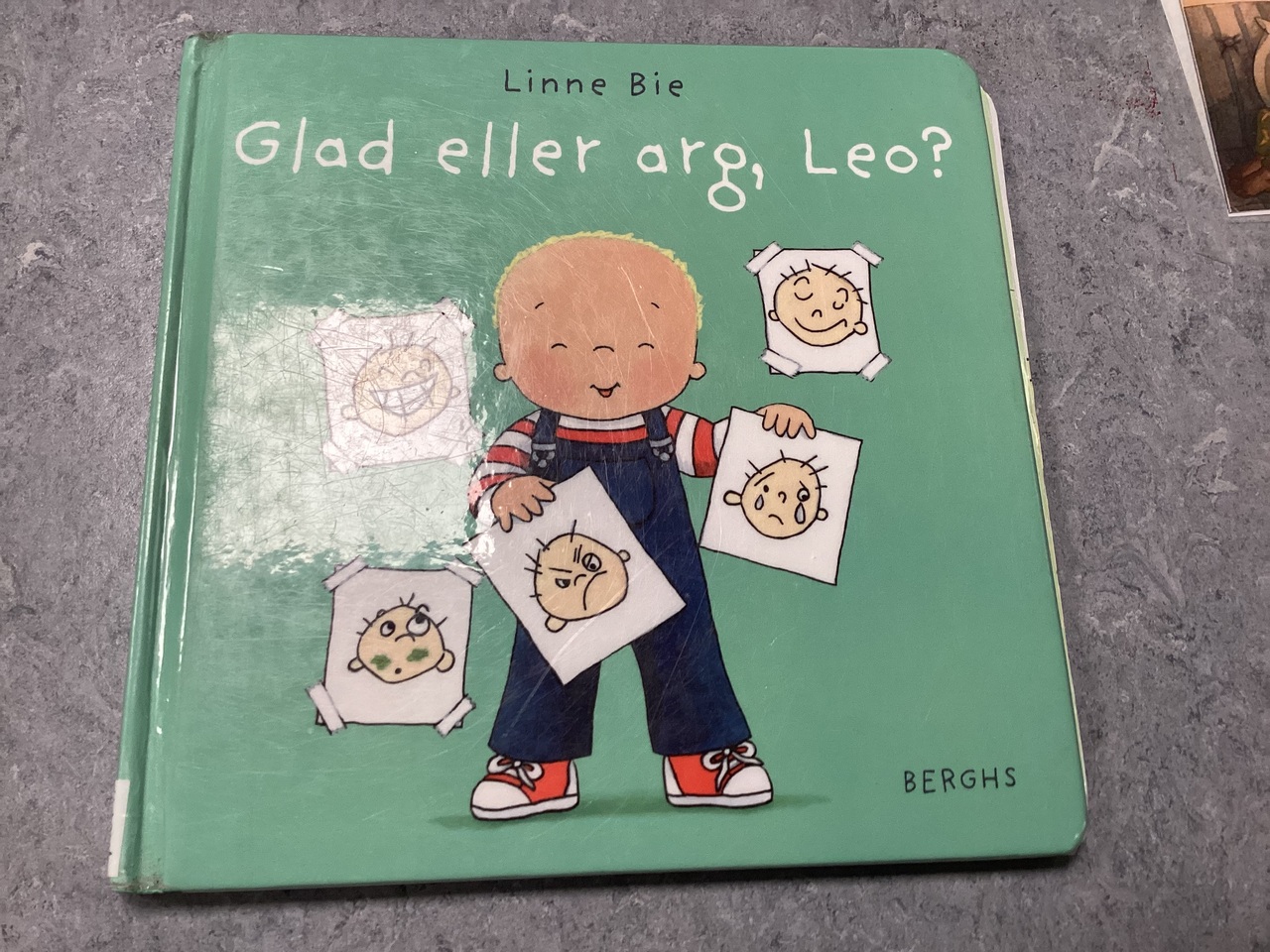 Skolbanken · Arg eller ledsen Leo