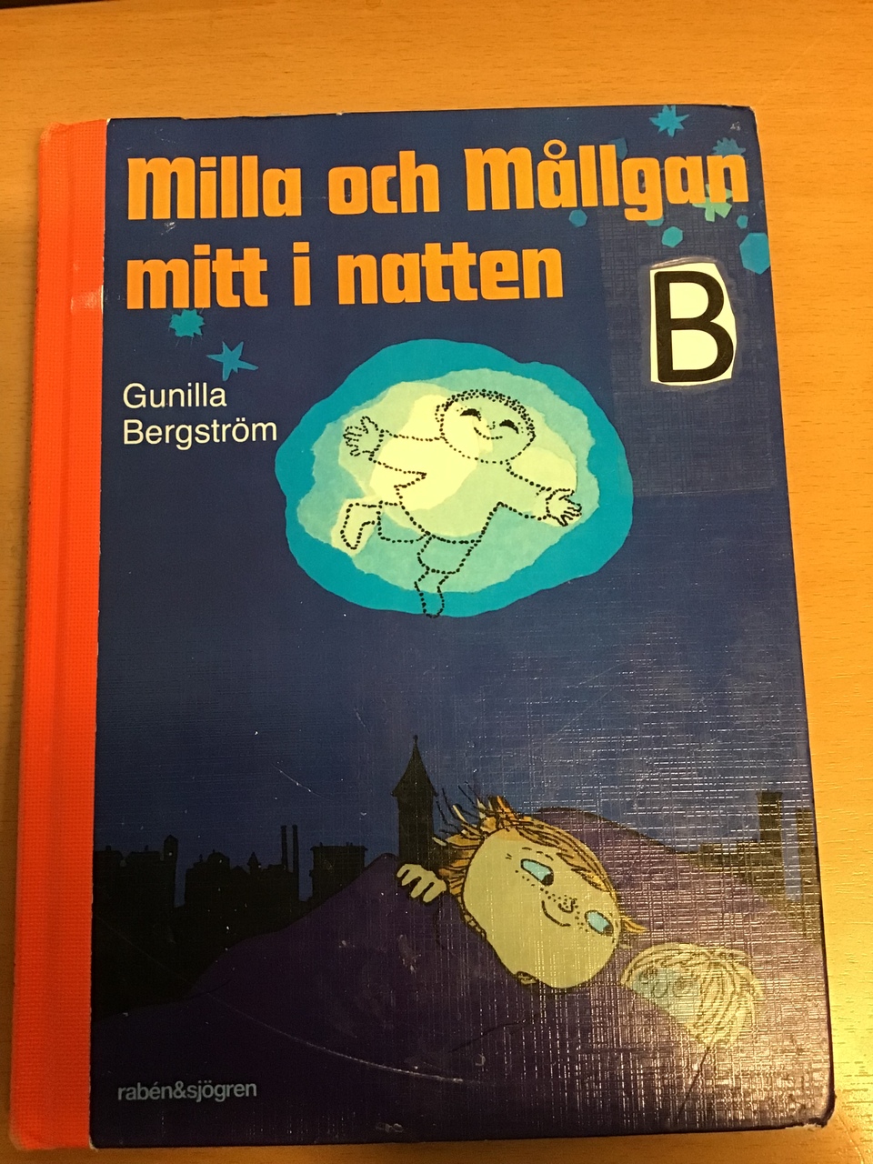 Skolbanken · Milla och Mållgan mitt i natten