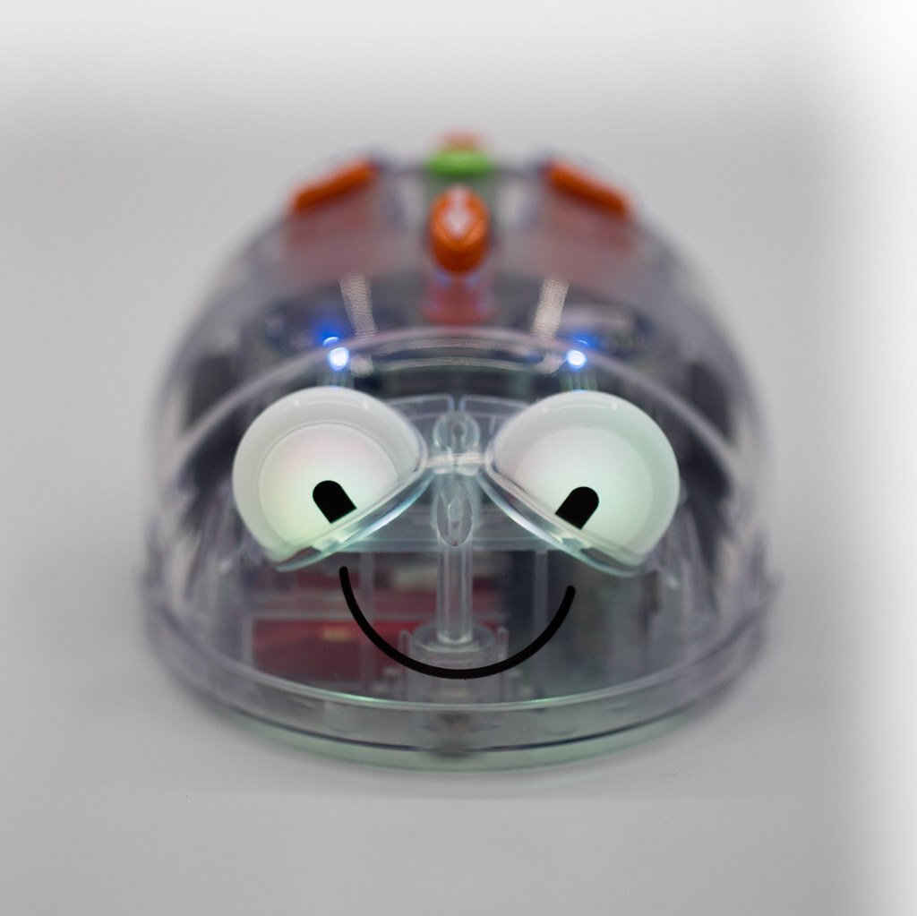 Skolbanken · Programmering med Blue Bots