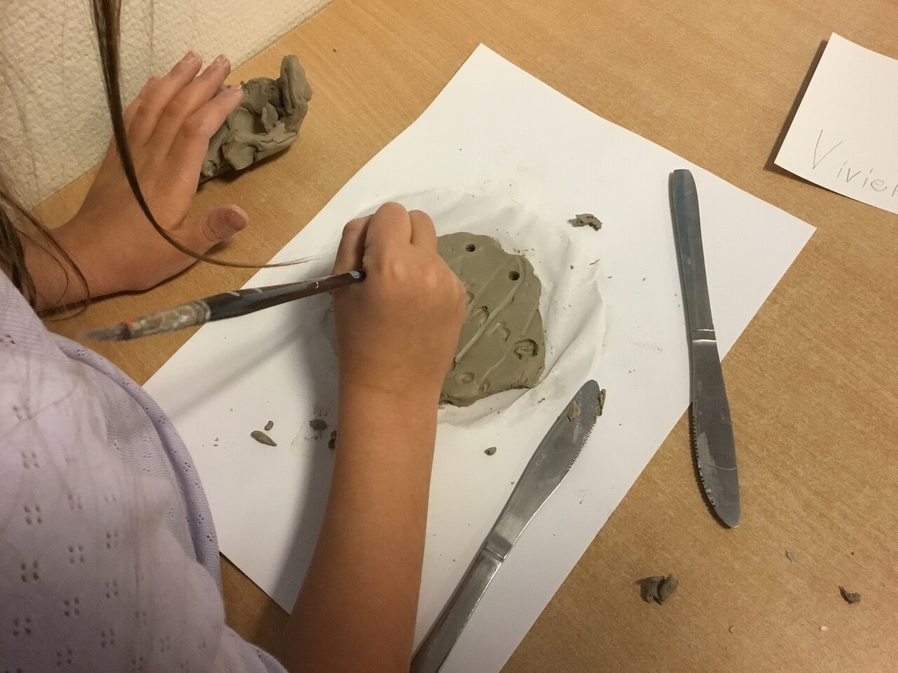 Skolbanken · Leka med lera