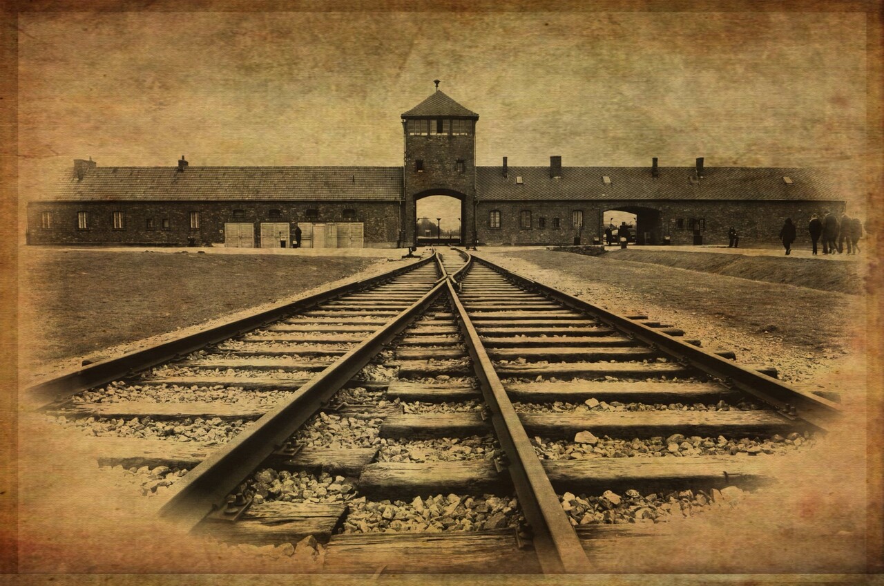 Skolbanken · Världskrigens tid