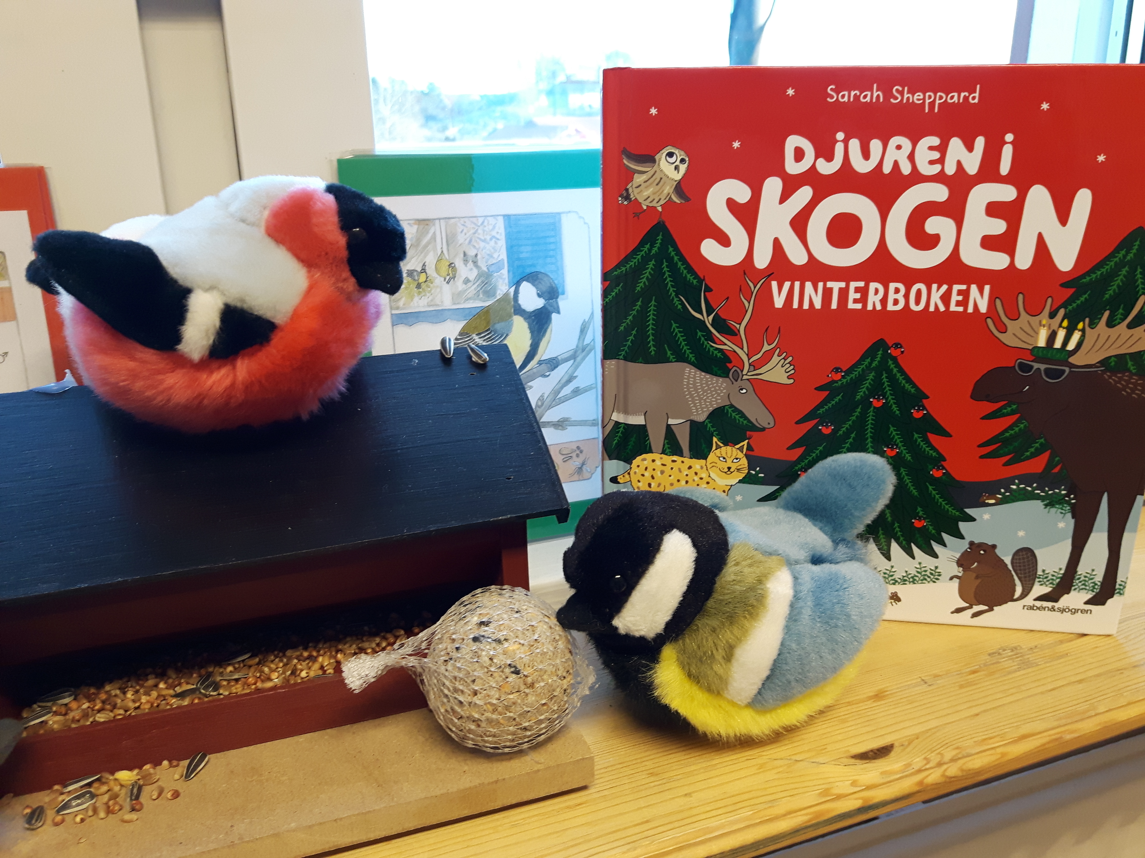 Skolbanken · Djuren i naturen på vintern