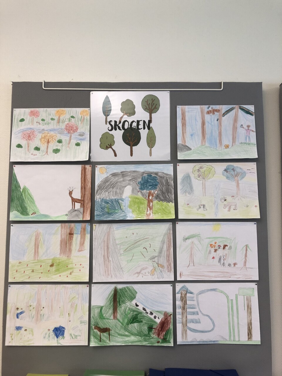 Skolbanken · Skogen